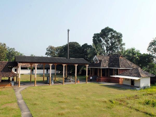 Sree Chakrapani Temple | The Sanctum Of Divinity by Webindia123 Editor ...